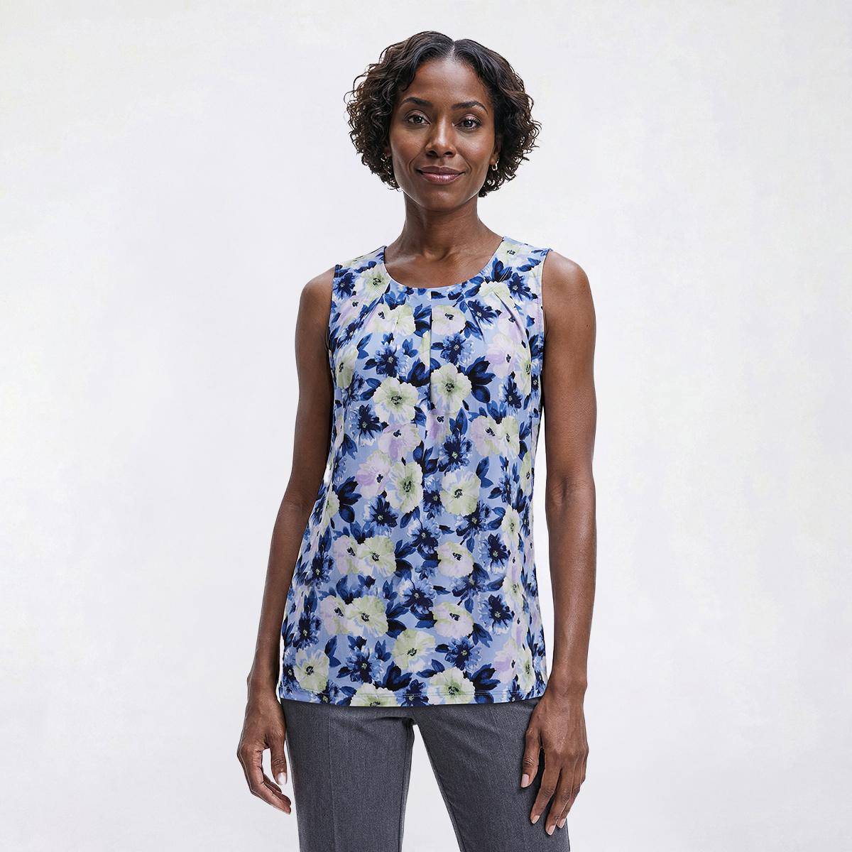 Click here for Plus Size Kasper Sleeveless Pleated Neck Floral Bl... prices